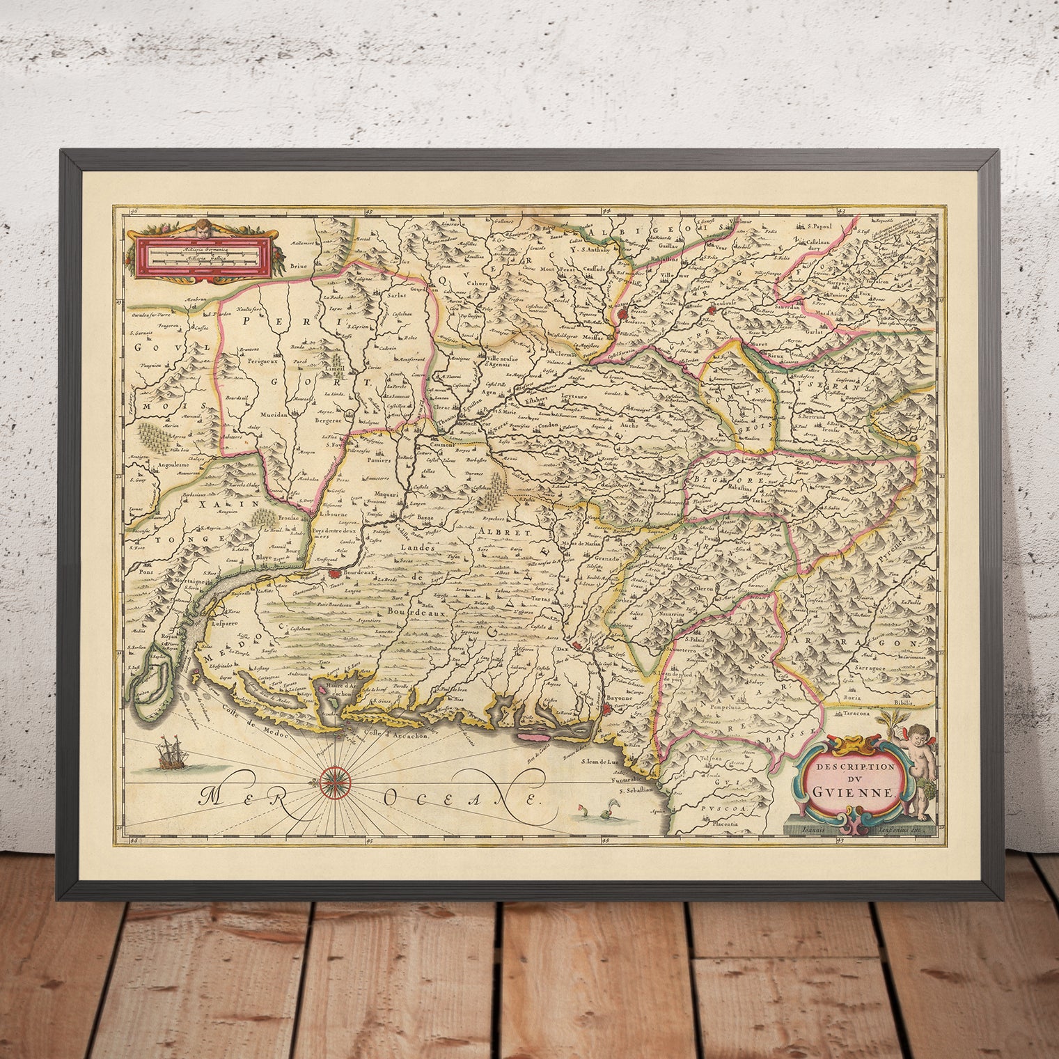 Old Map of Guyenne, France by Visscher, 1690: Toulouse, Bordeaux, Dono ...